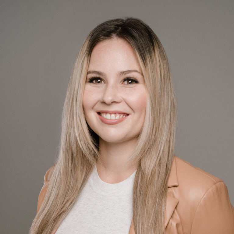 Laura Gallagher - Antunes Lawyers